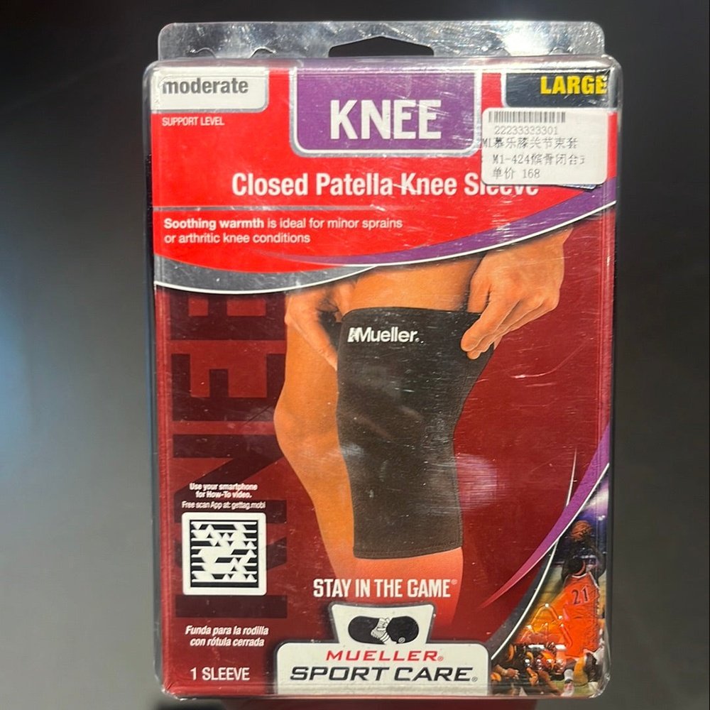 Mueller Closed Patella Knee Sleeve 424 – SP x SPORT